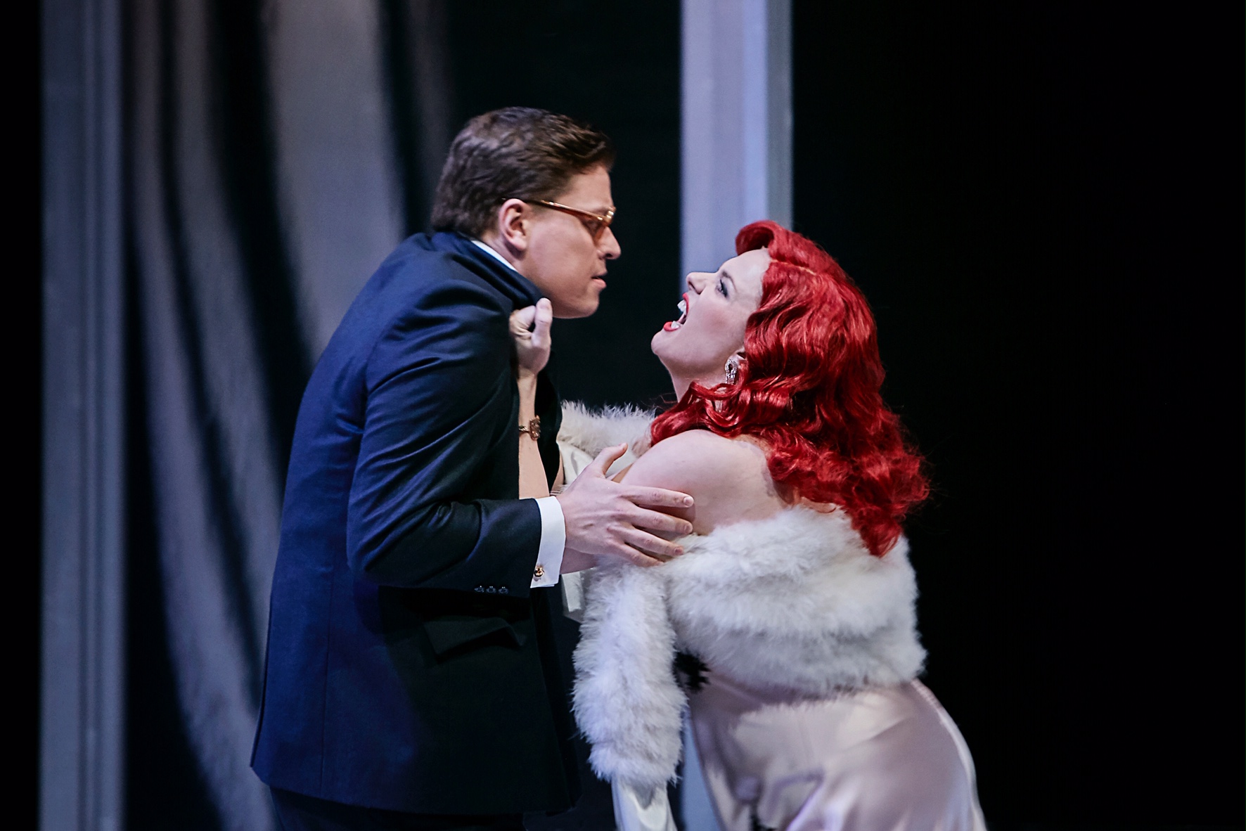 Global opera star Elin returns to her North Wales roots in new ...